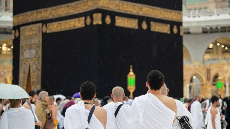 Tavaf Nedir ve Nasıl Yapılır? Çeşitleri Nelerdir